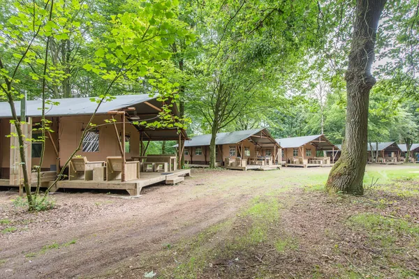 Glamping vakantie bij Landal & Roompot